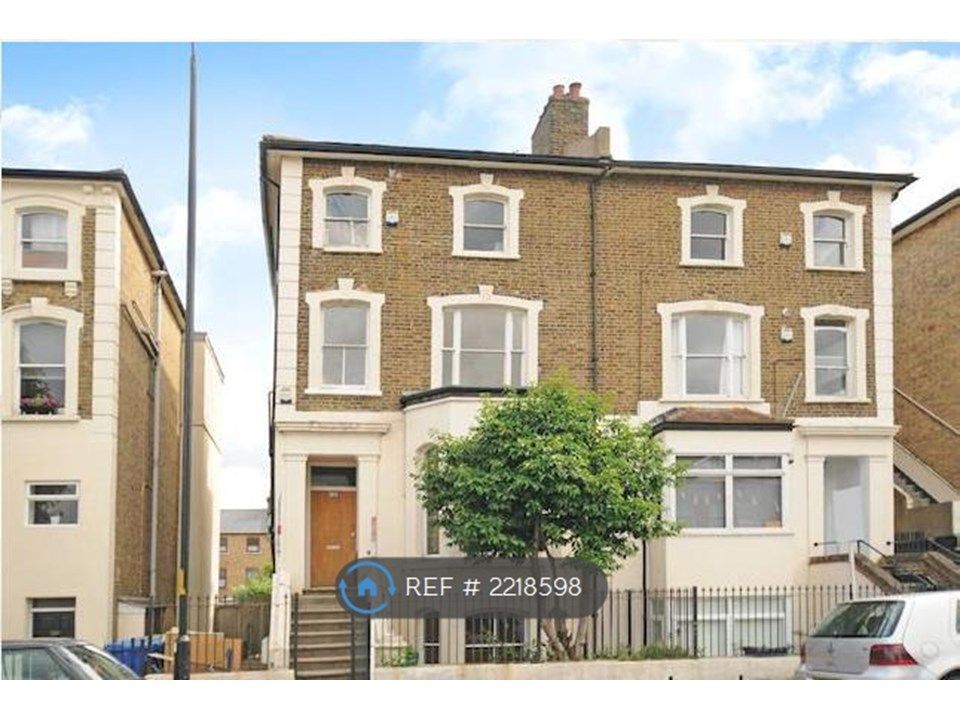 1 bed flat to rent in Lordship Lane, London SE22, £1,800 pcm - Zoopla