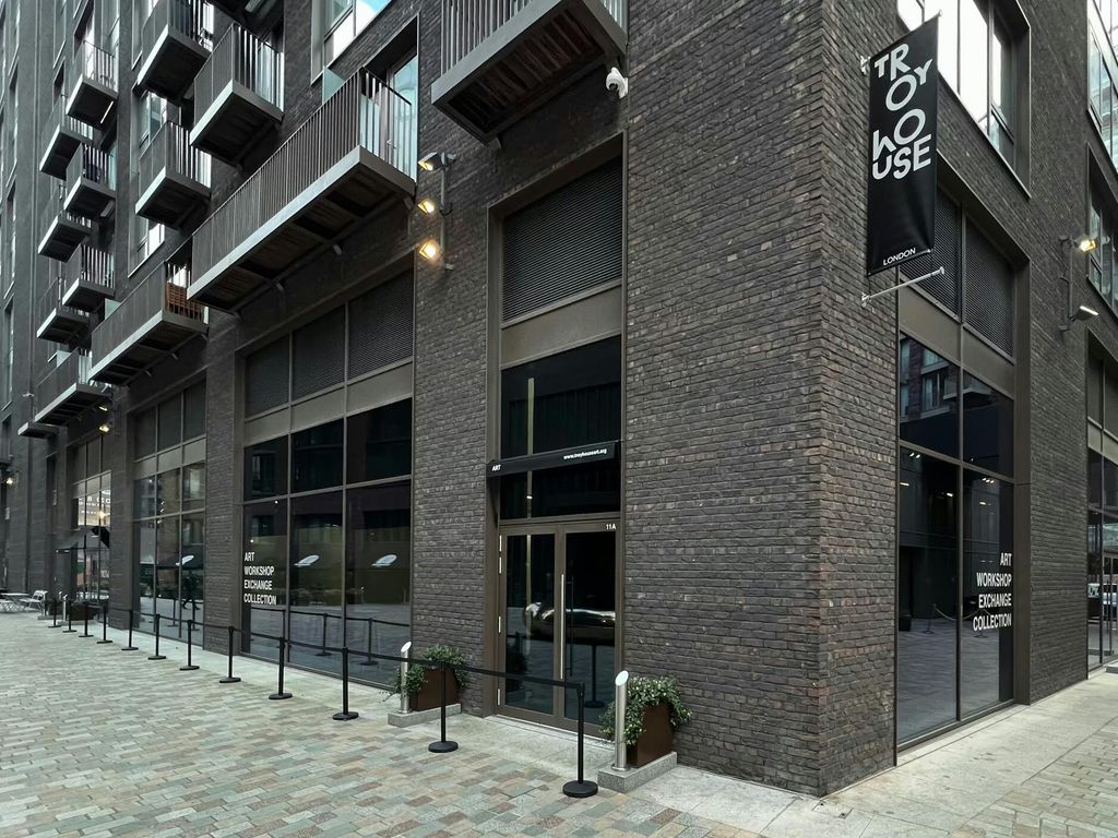 10-12 New Union Square, London SW11, Retail premises to let, £177,906 ...