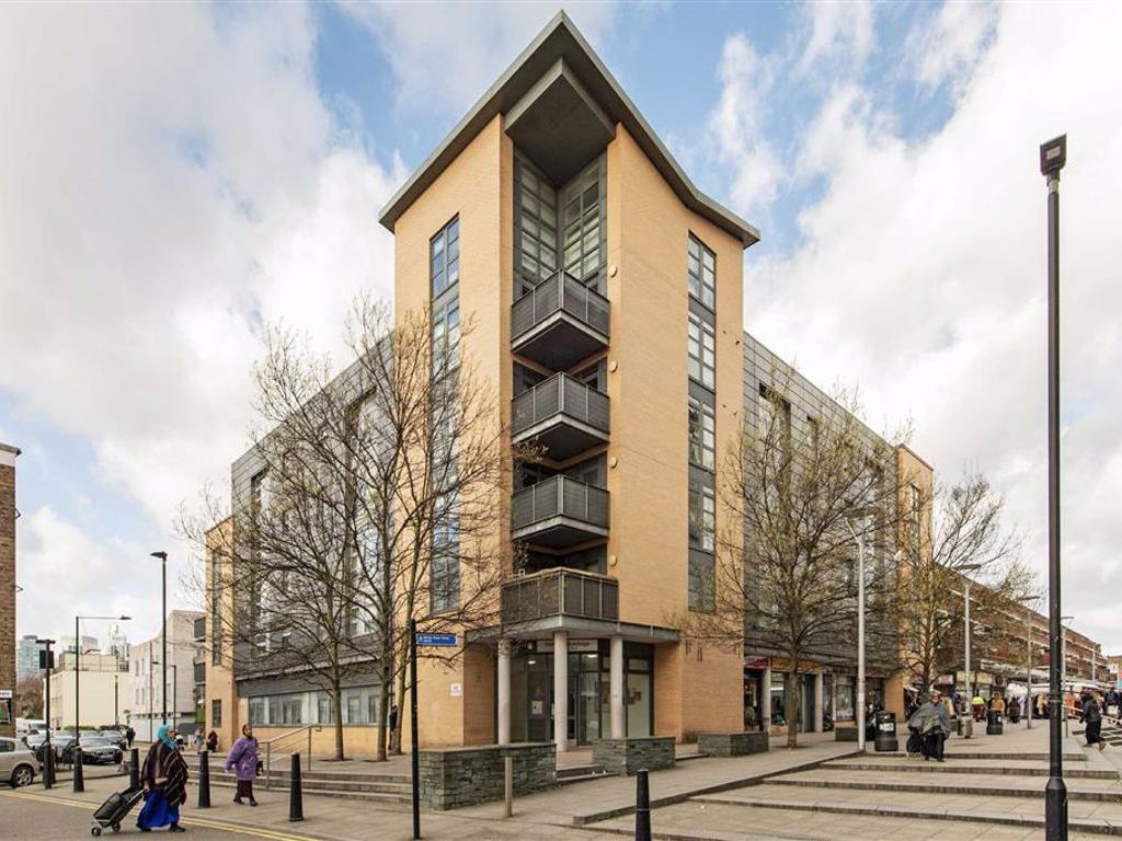 2 bed flat for sale in Watney Street, London E1 - Zoopla