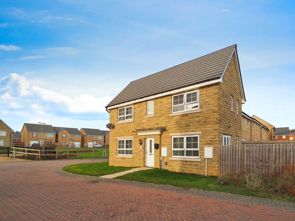 3 bed detached house for sale in Parish Green, Barnsley S71, £285,000 ...