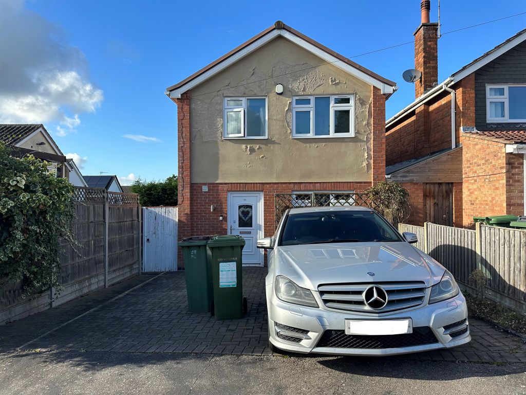 3 bed detached house for sale in Fishpools, Braunstone, Leicester LE3 ...