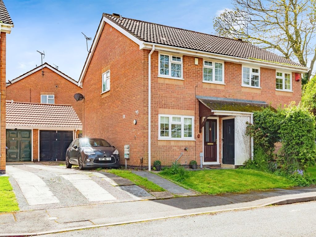 3 Bed Semi Detached House For Sale In Harksome Hill West Hunsbury