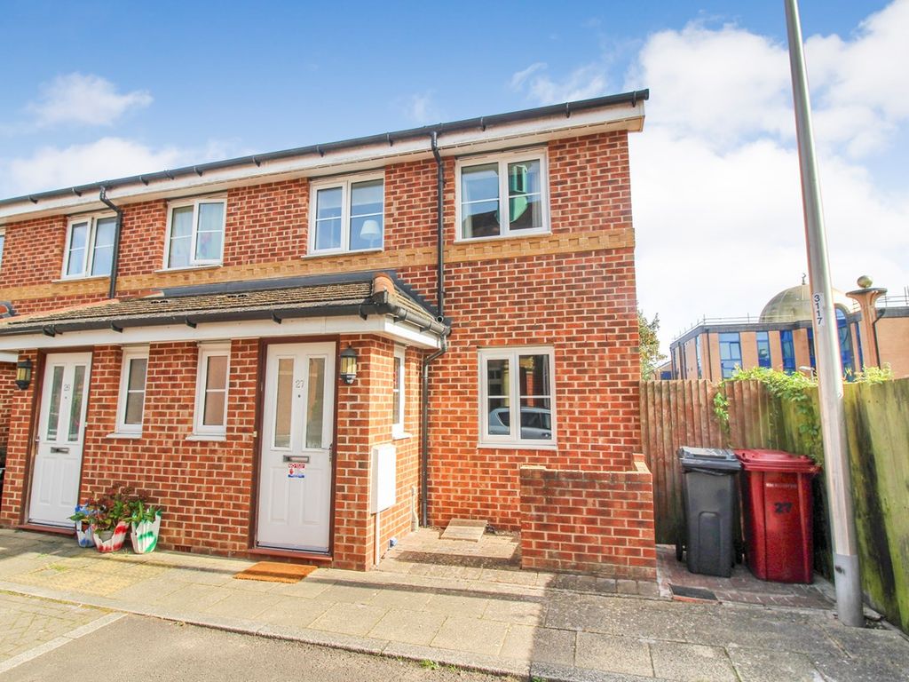 3 bed end terrace house for sale in Battle Place, Reading RG30, £ ...