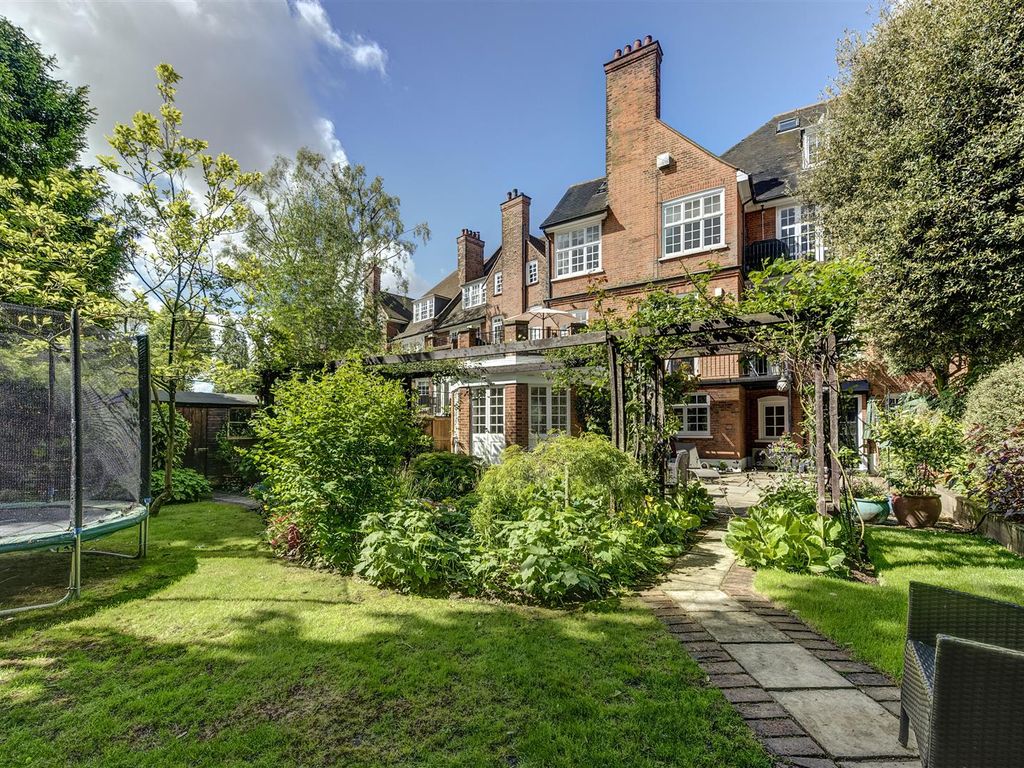 4 bed flat for sale in Garden Apartment, Hollycroft Avenue, Hampstead ...