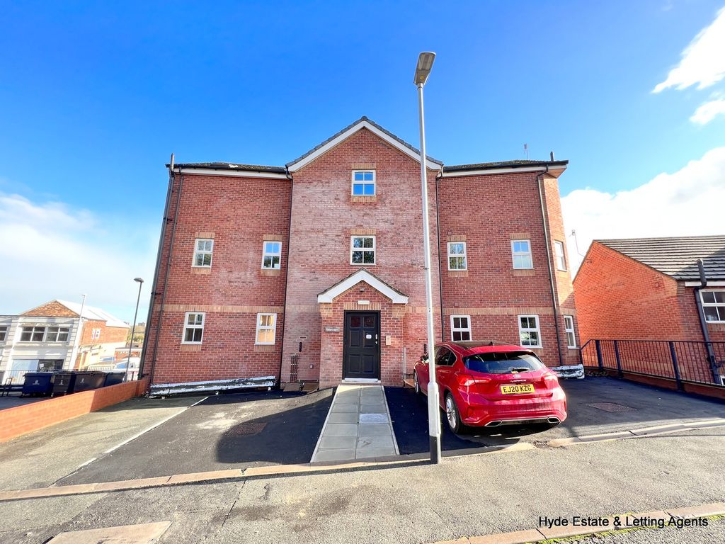 2 bed flat for sale in St. Andrews Square, Penkhull, Stoke-On-Trent ST4 ...