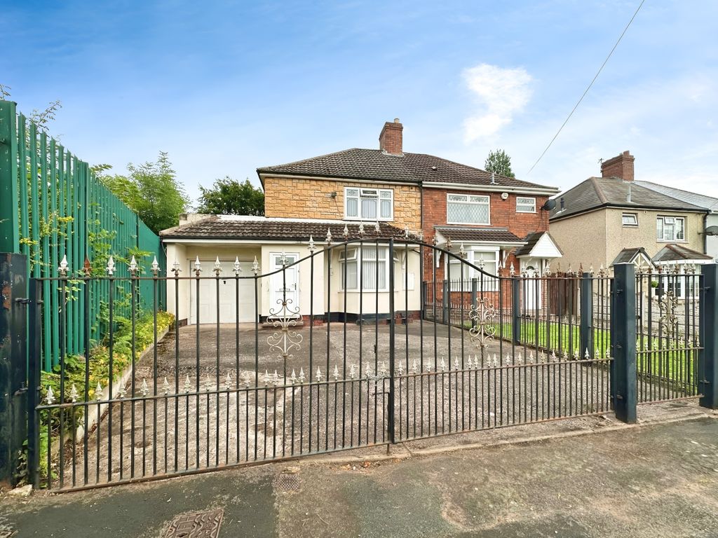 3 bed semi-detached house for sale in Emerson Road, Bushbury ...