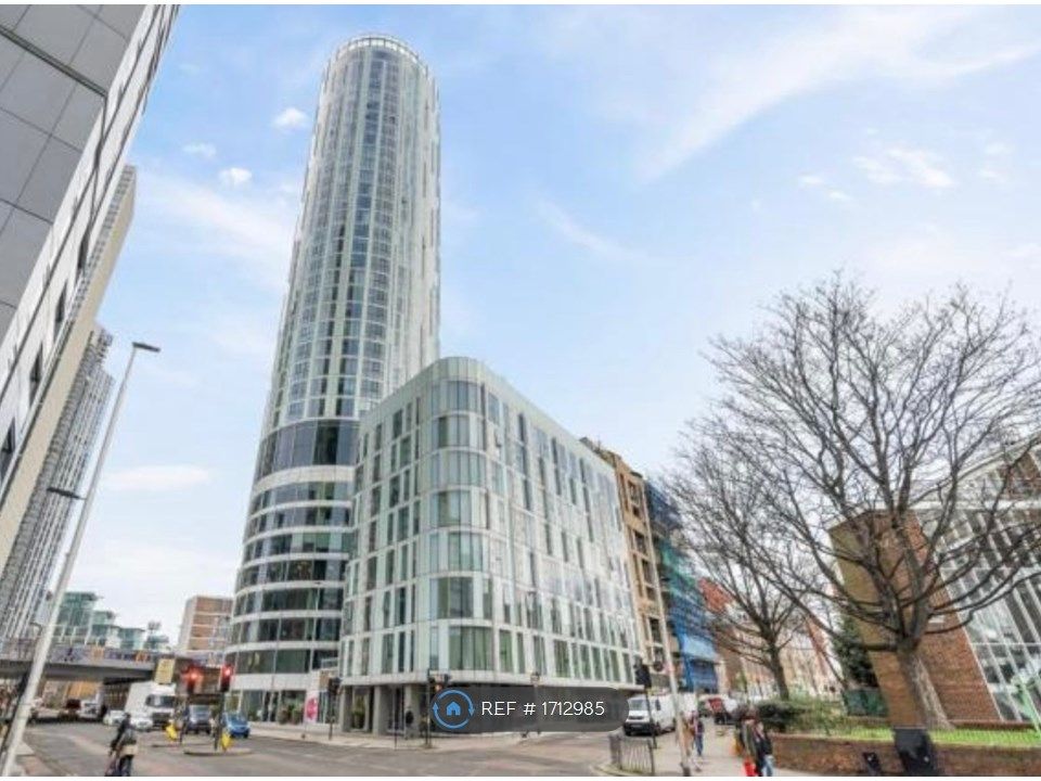 2 bed flat to rent in Wandsworth Road, London SW8 - Zoopla