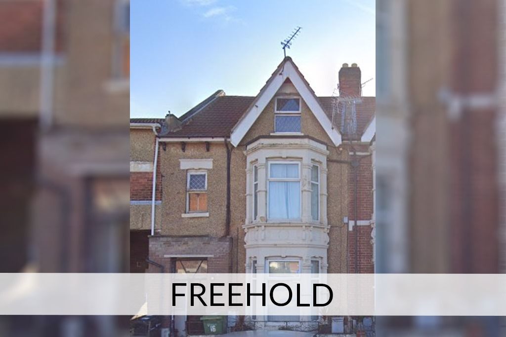 1 bed terraced house for sale in Freehold For 16 Gladys Avenue, Portsmouth PO2, £10,000 - Zoopla