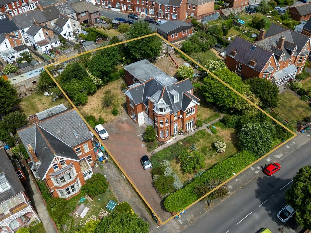 8 Park Road, Barry CF62, Land for sale, £900,000 - Zoopla