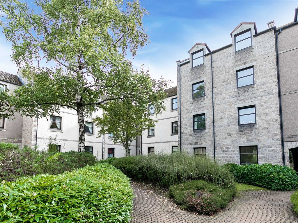 3 bed flat to rent in 17 Craigieburn Park, Springfield Road, Aberdeen ...