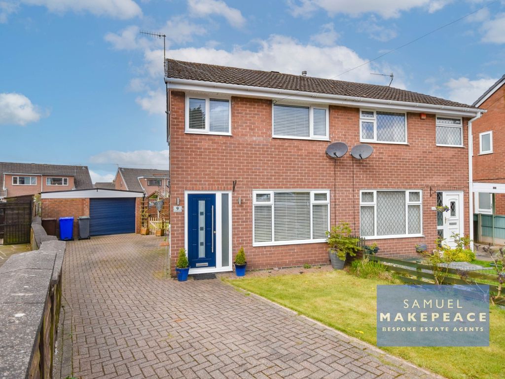 3 Bed Semi Detached House For Sale In Malstone Avenue Baddeley Green