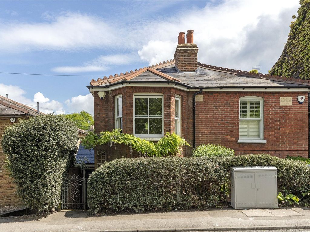 3 bed semi-detached house for sale in Heath Road, Weybridge, Surrey ...