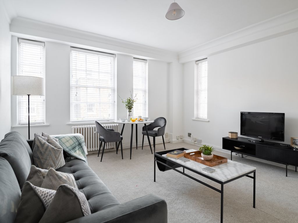 1 bed flat to rent in Dolphin Square, London SW1V - Zoopla
