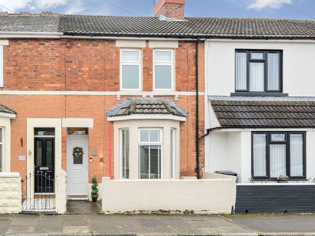 3 Bed Terraced House For Sale In Bessemer Road West Swindon Wiltshire