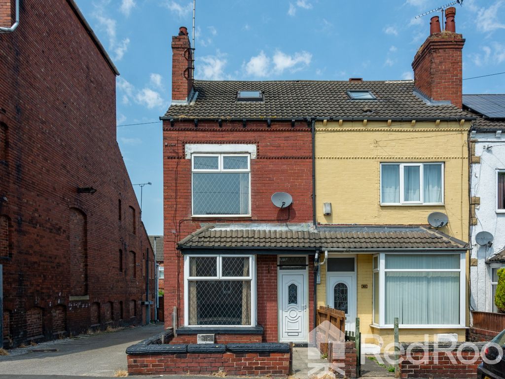 4 bed end terrace house for sale in Springfield Avenue, Hemsworth ...