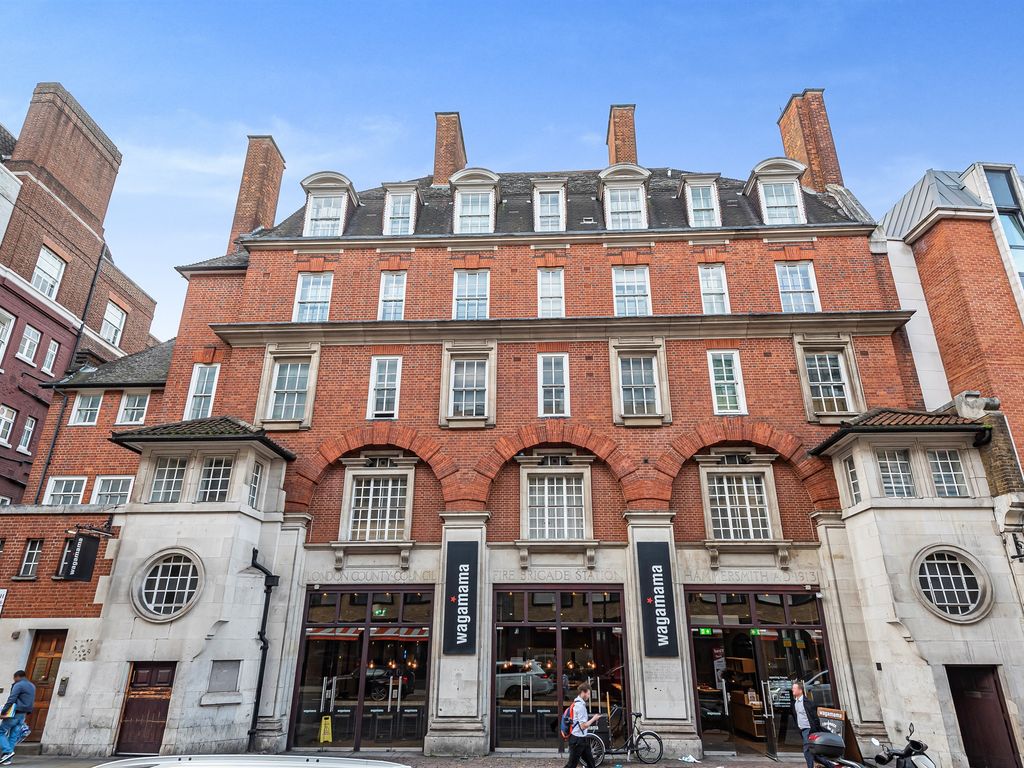 2 bed flat for sale in Shepherds Bush Road, London W6, £420,000 - Zoopla