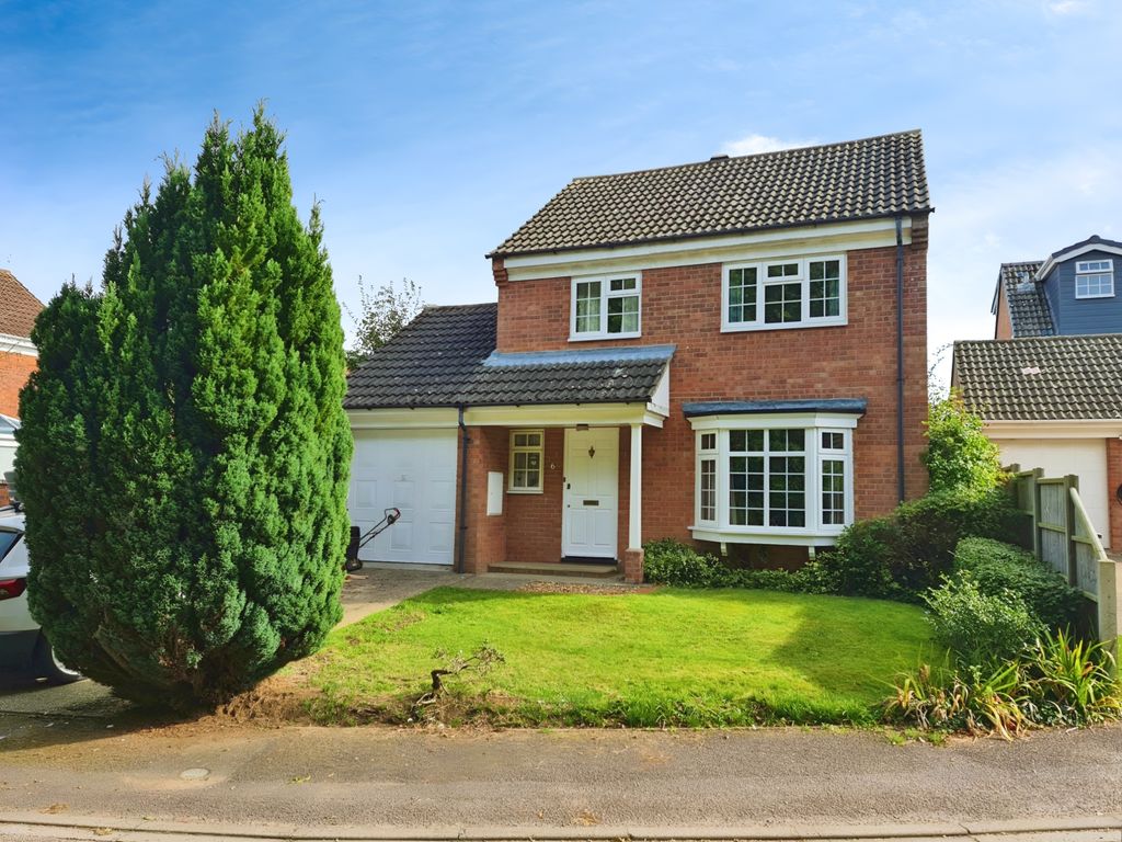 3 Bed Detached House For Sale In Sanders Close Kempston Bedford Mk42