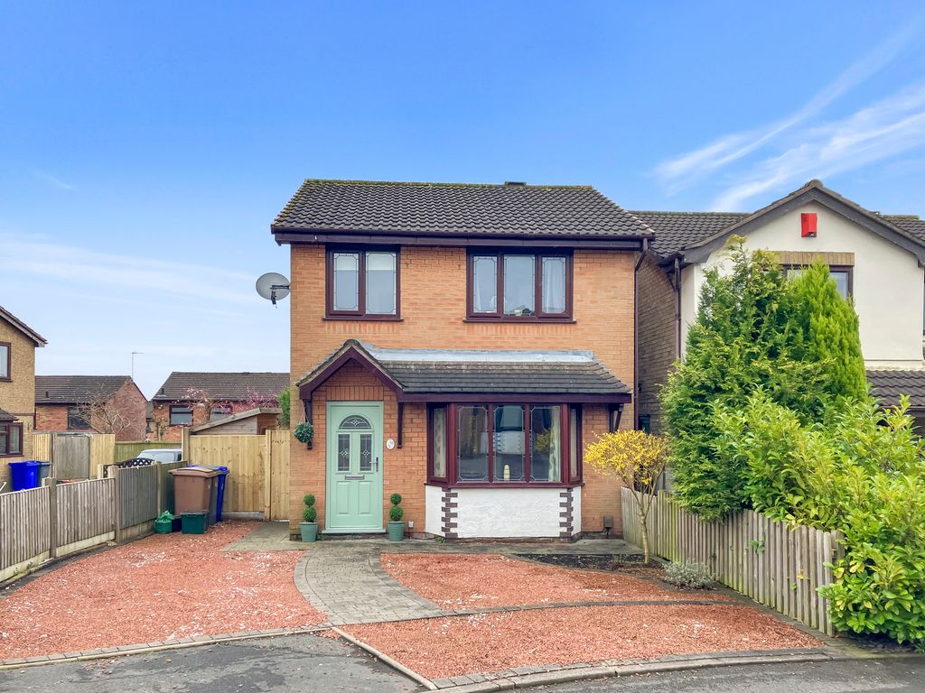 3 Bed Detached House For Sale In Smallwood Grove Birches Head Stoke