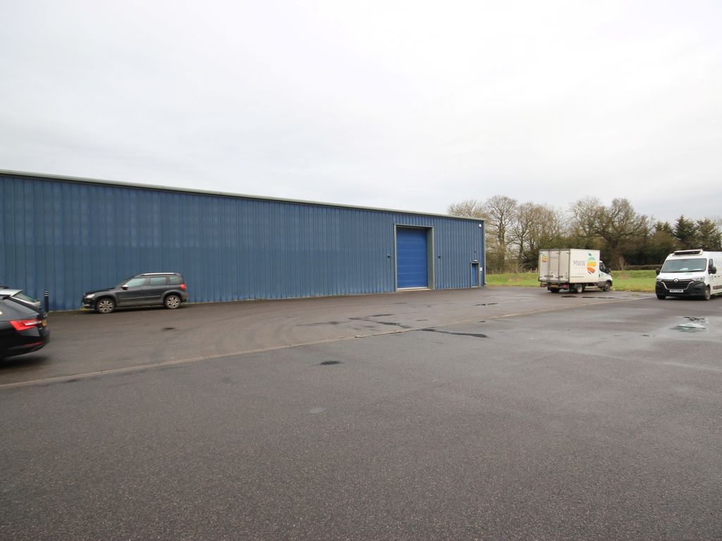 Warehouse to let in Maidstone Road, Headcorn TN27, £58,500 pa - Zoopla
