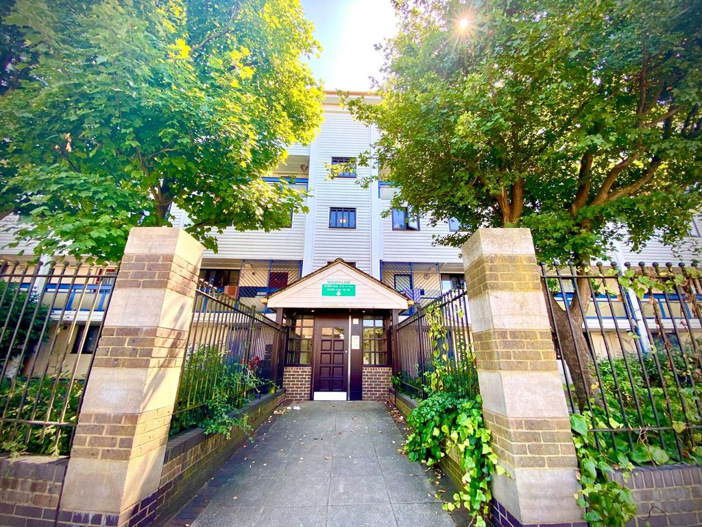 3 bed flat to rent in Mogden Lane, Isleworth TW7 - Zoopla