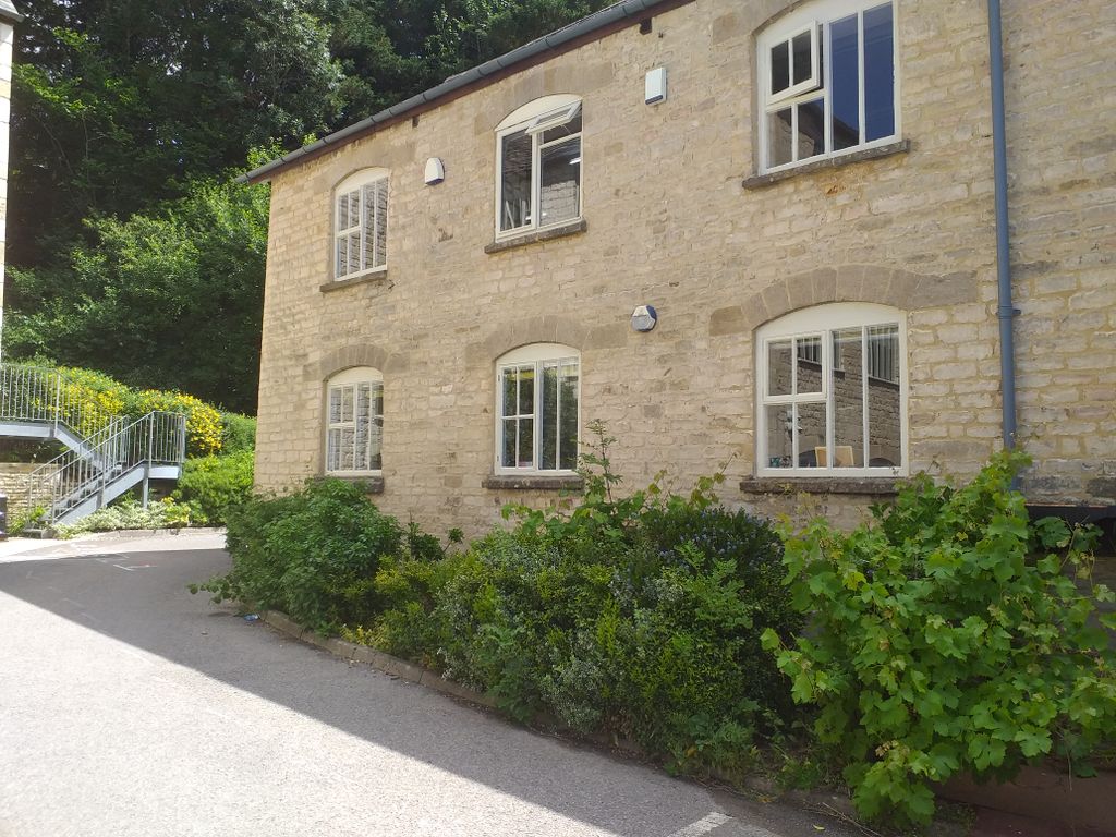 Office to let in Avening Road, Stroud GL6, £8,850 pa - Zoopla