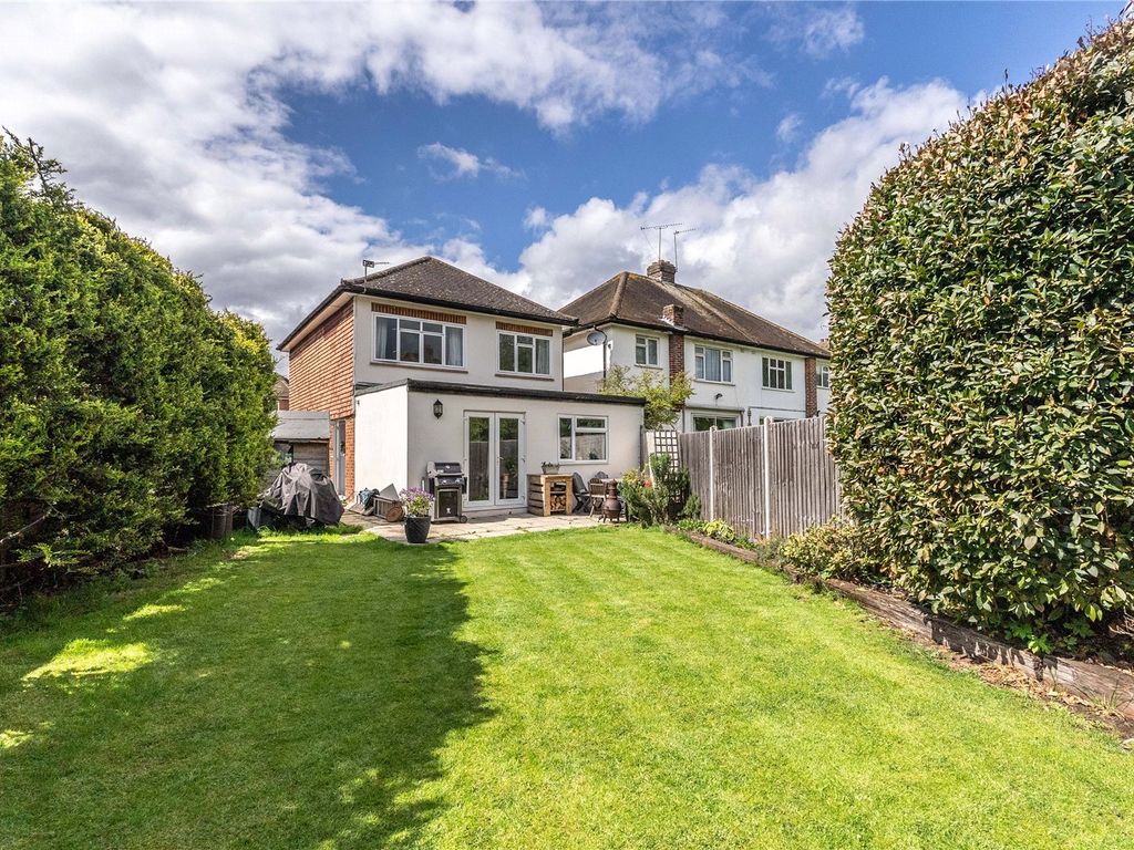 3 bed link-detached house for sale in Beverley Avenue, West Wimbledon ...