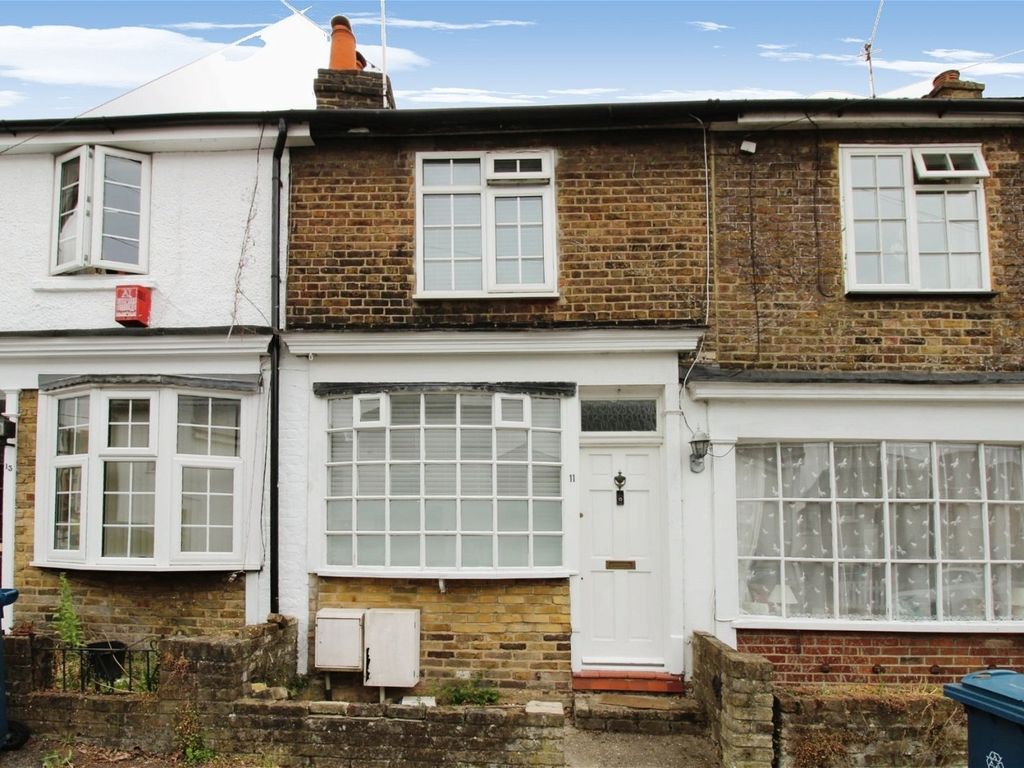 2 bed terraced house to rent in Middle Road, Harrow HA2 - Zoopla