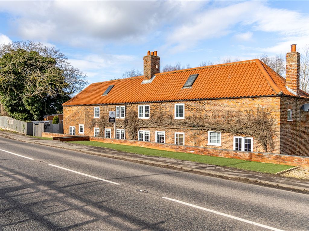 4 bed detached house for sale in Station Cottages, Hubberts Bridge PE20 ...