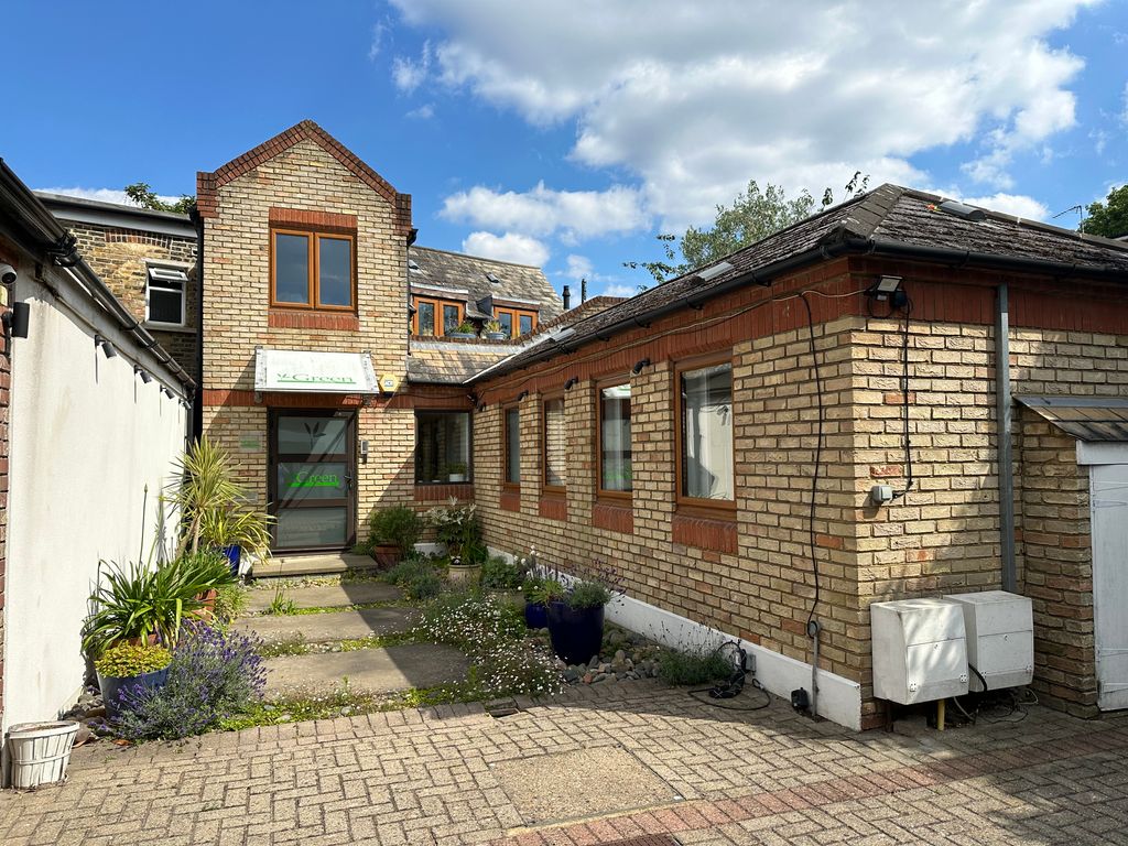 Office for sale in Bective Place, London SW15, £750,000 - Zoopla