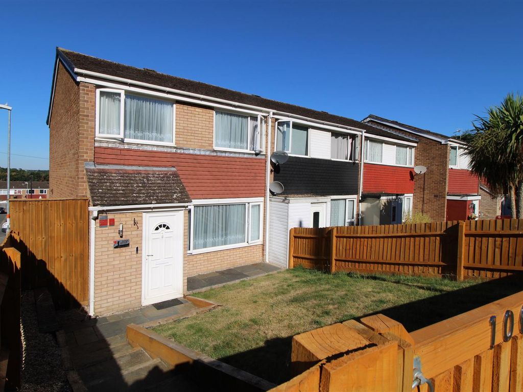 Property for sale in Admirals Way, Daventry NN11 - Zoopla