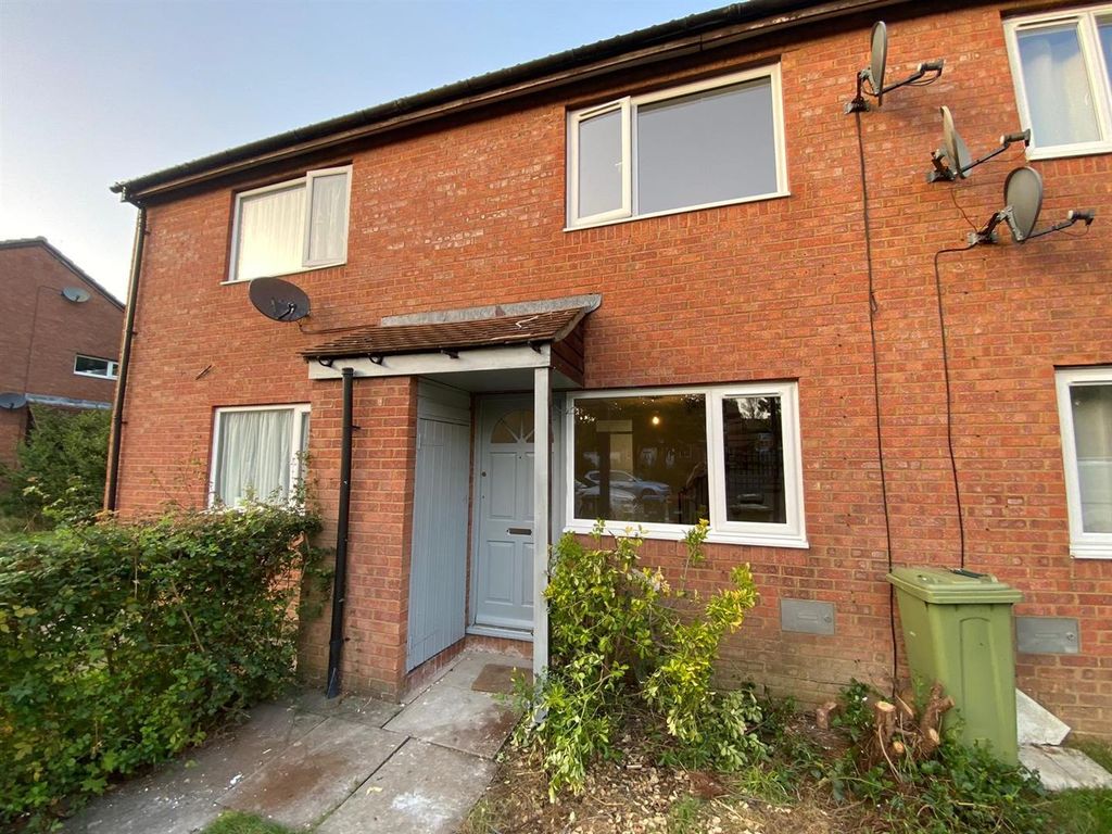 2 Bed Terraced House To Rent In Denmead Two Mile Ash Milton Keynes