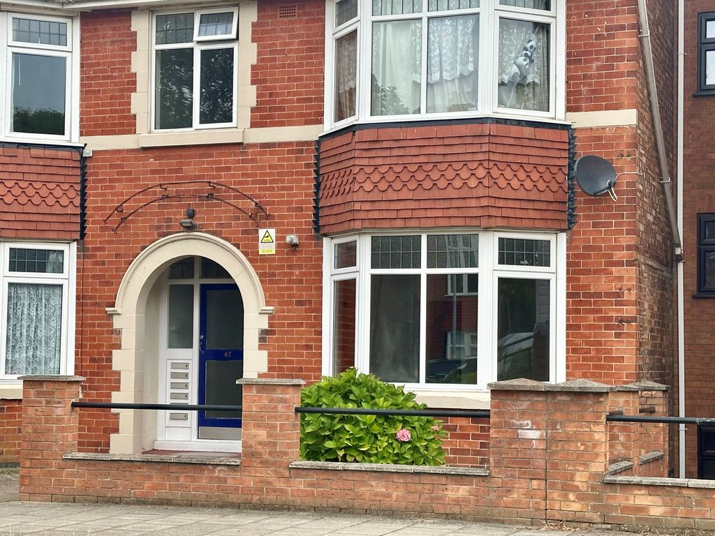 1 bed flat to rent in Ida Road, Skegness PE25, £550 pcm - Zoopla