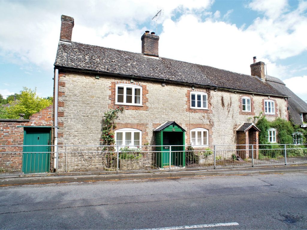 4 bed cottage for sale in Faringdon Road, Shrivenham, Swindon SN6 - Zoopla