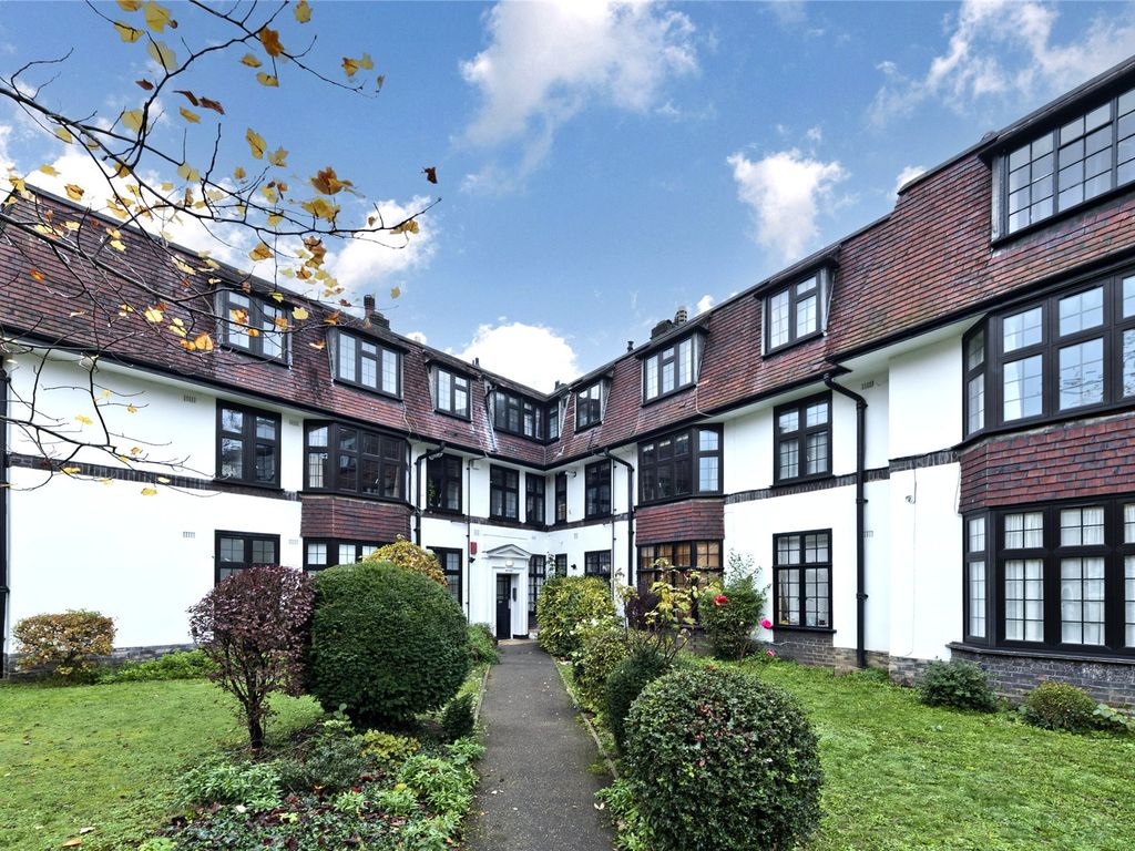 2 bed flat for sale in Surbiton Crescent, Kingston Upon Thames KT1 - Zoopla