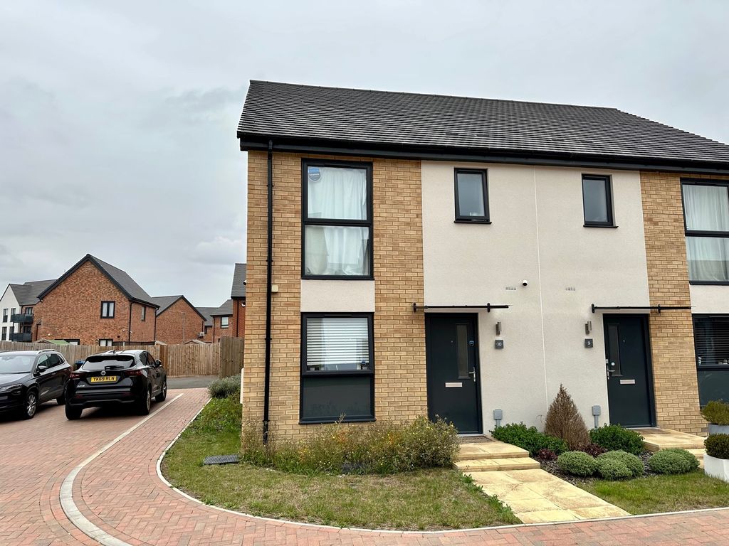 3 Bed Semi Detached House To Rent In Ginger Row Glebe Farm Milton