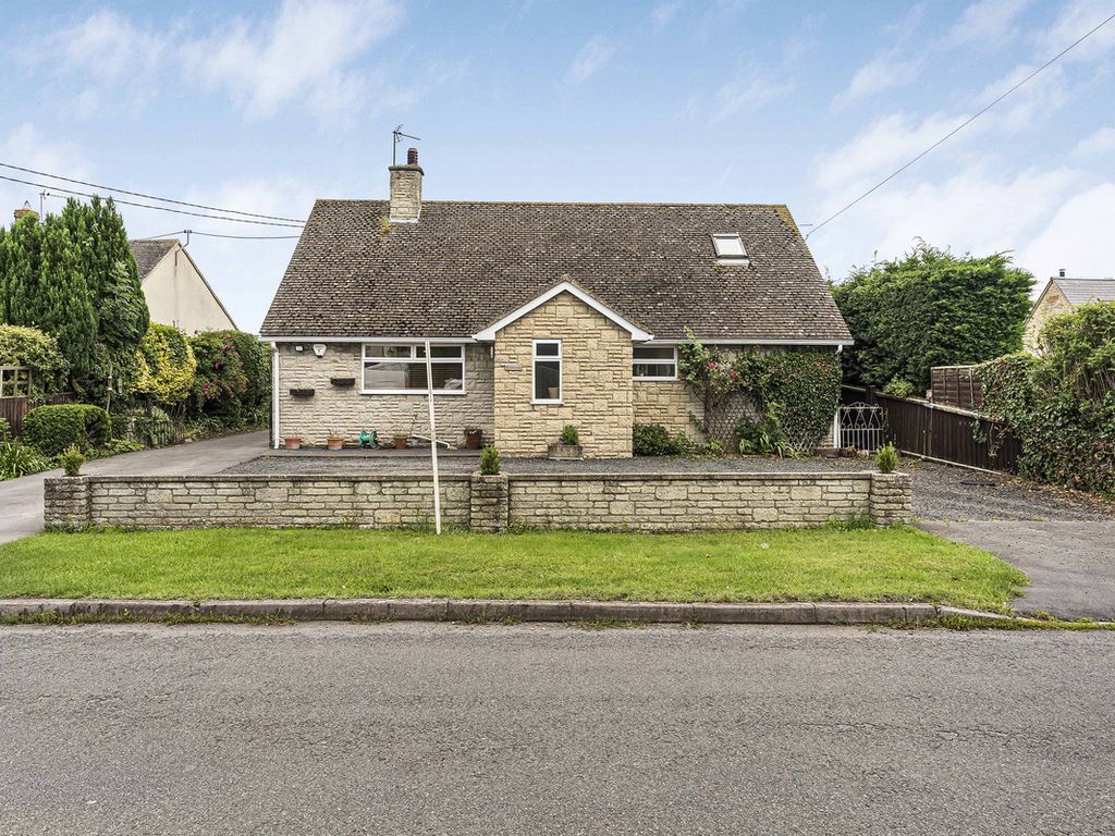 4 bed bungalow for sale in Merton, Bicester OX25, £700,000 - Zoopla