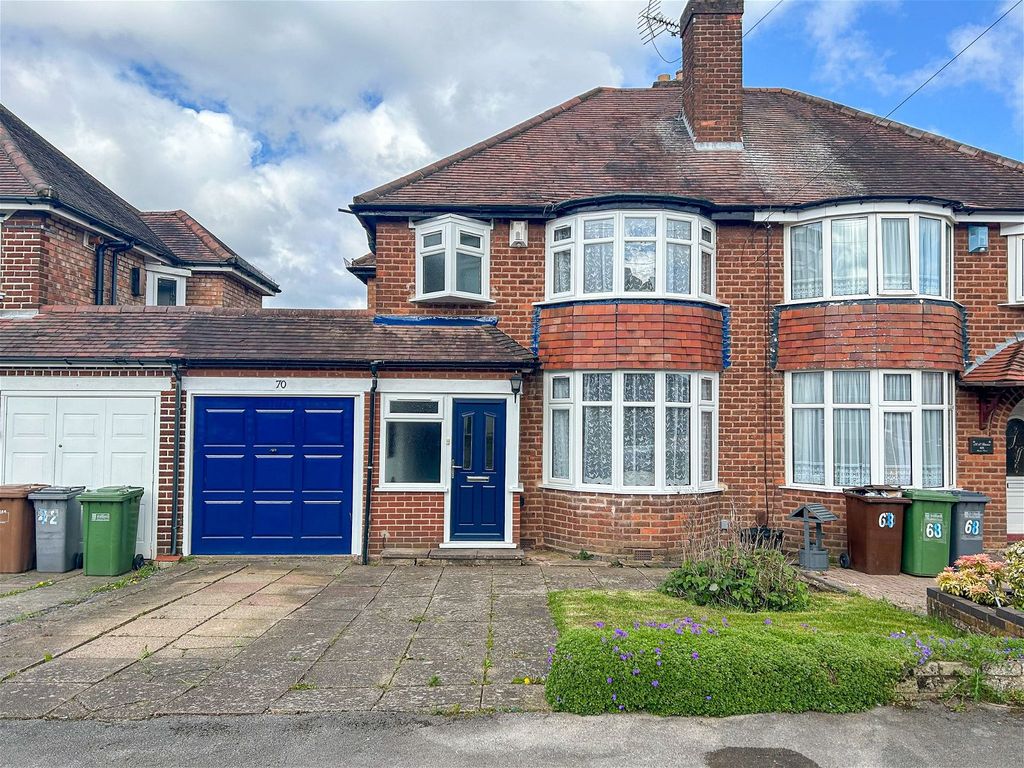 3 Bed Semi Detached House For Sale In Stanton Road Shirley Solihull