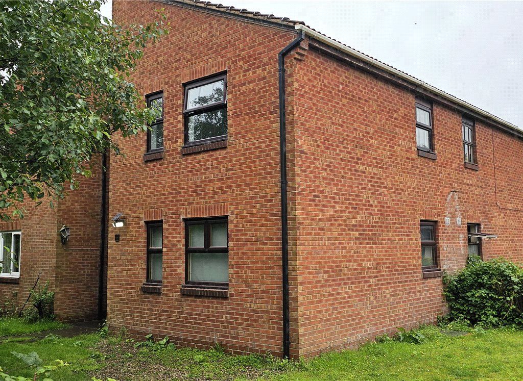 1 bed flat for sale in Melrose Drive, Perton Wolverhampton ...