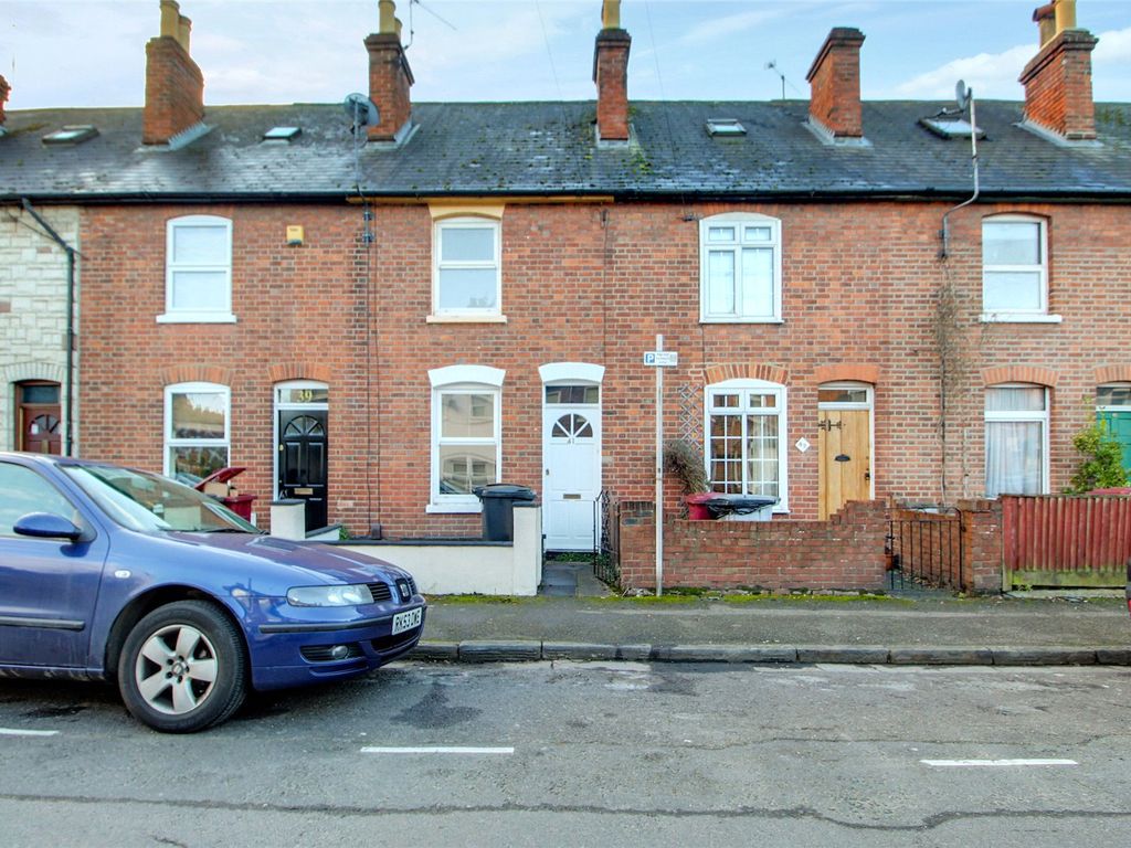 3 bed terraced house for sale in Cardiff Road, Reading, Berkshire RG1 ...
