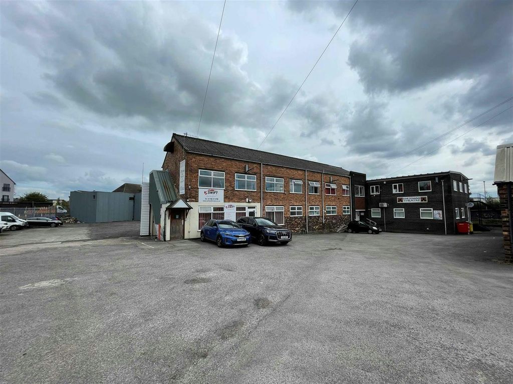 Canalside, Stoke-On-Trent ST1, Office to let, £6,000 pa - Zoopla