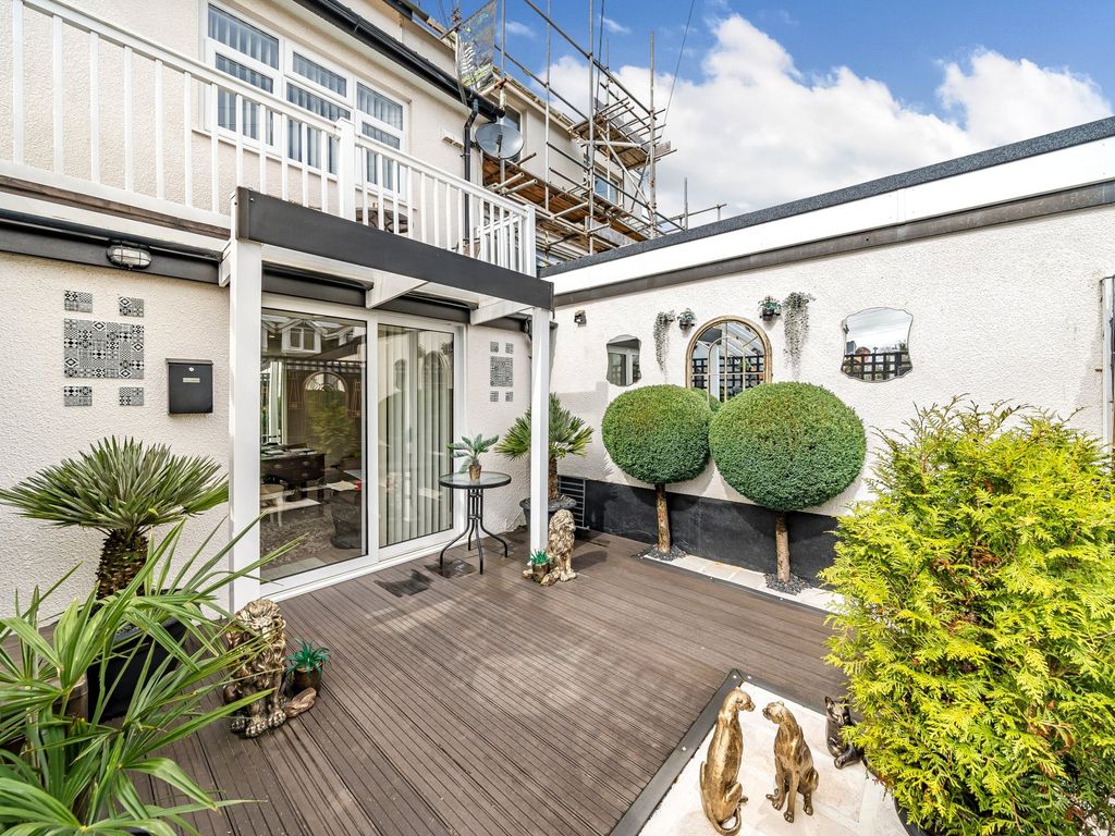 8 bed terraced house for sale in Warefield Road, Paignton, Devon TQ3, £ ...