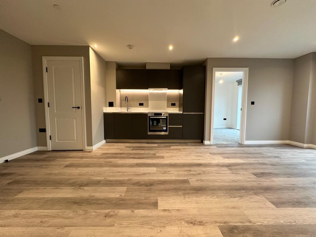 2 bed flat to rent in Springwell Gardens, Springwell Road, Leeds LS12 ...