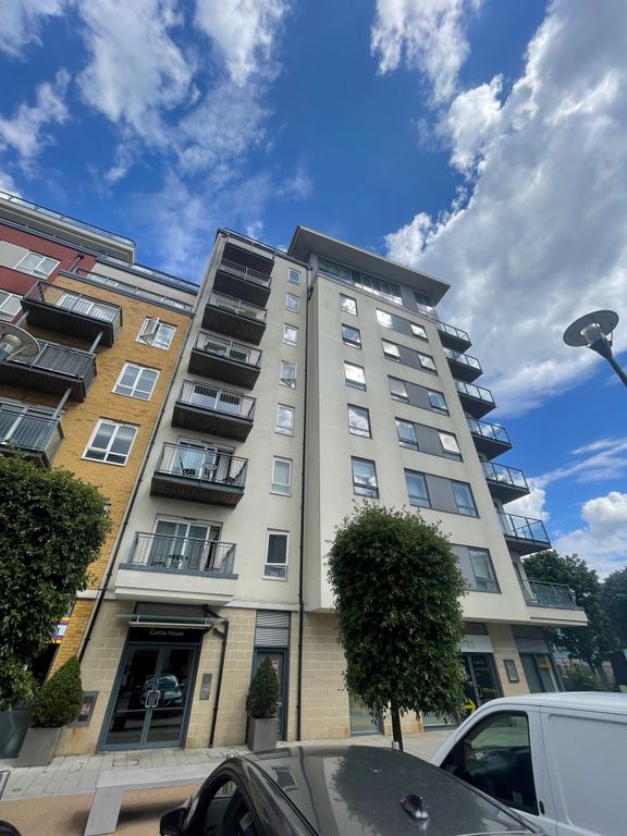 Studio for sale in Curtiss House, Heritage Avenue, Colindale NW9, £ ...