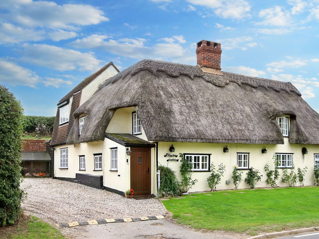 4 bed detached house for sale in Wicken Bonhunt, Saffron Walden CB11, £ ...