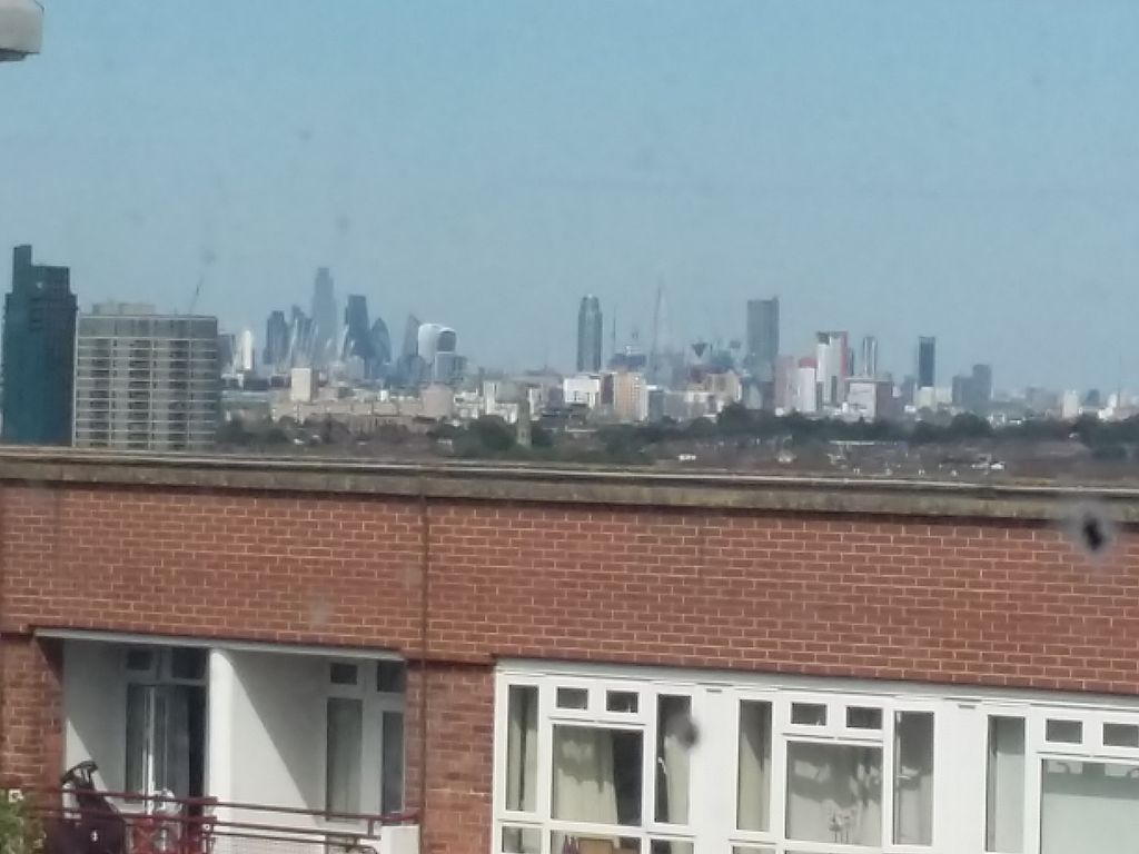 2 bed flat for sale in Albert Drive, London SW19 - Zoopla