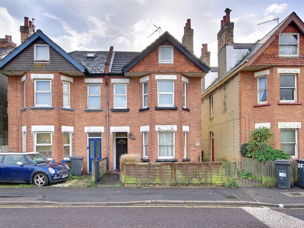 2 bed flat for sale in St. Clements Road, Bournemouth BH1, £125,000 ...