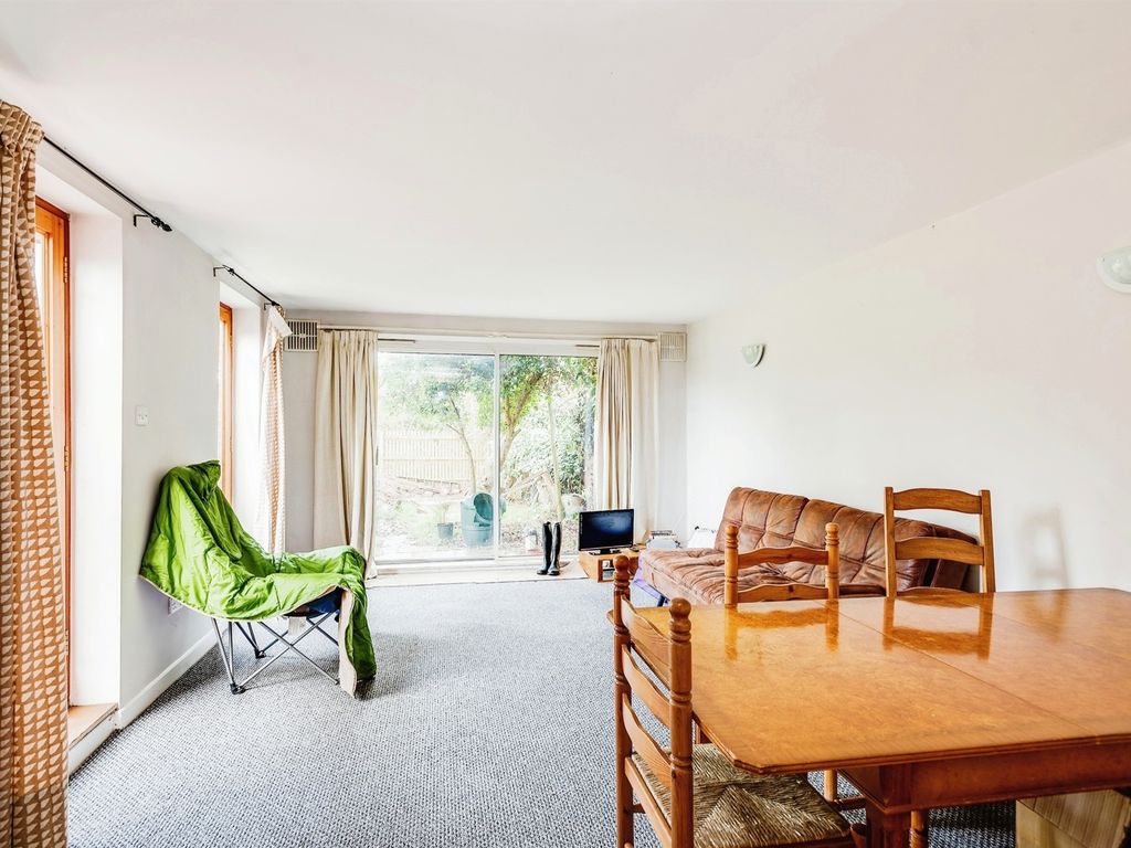 2 Bed End Terrace House For Sale In Peat Moors Headington Oxford Ox3