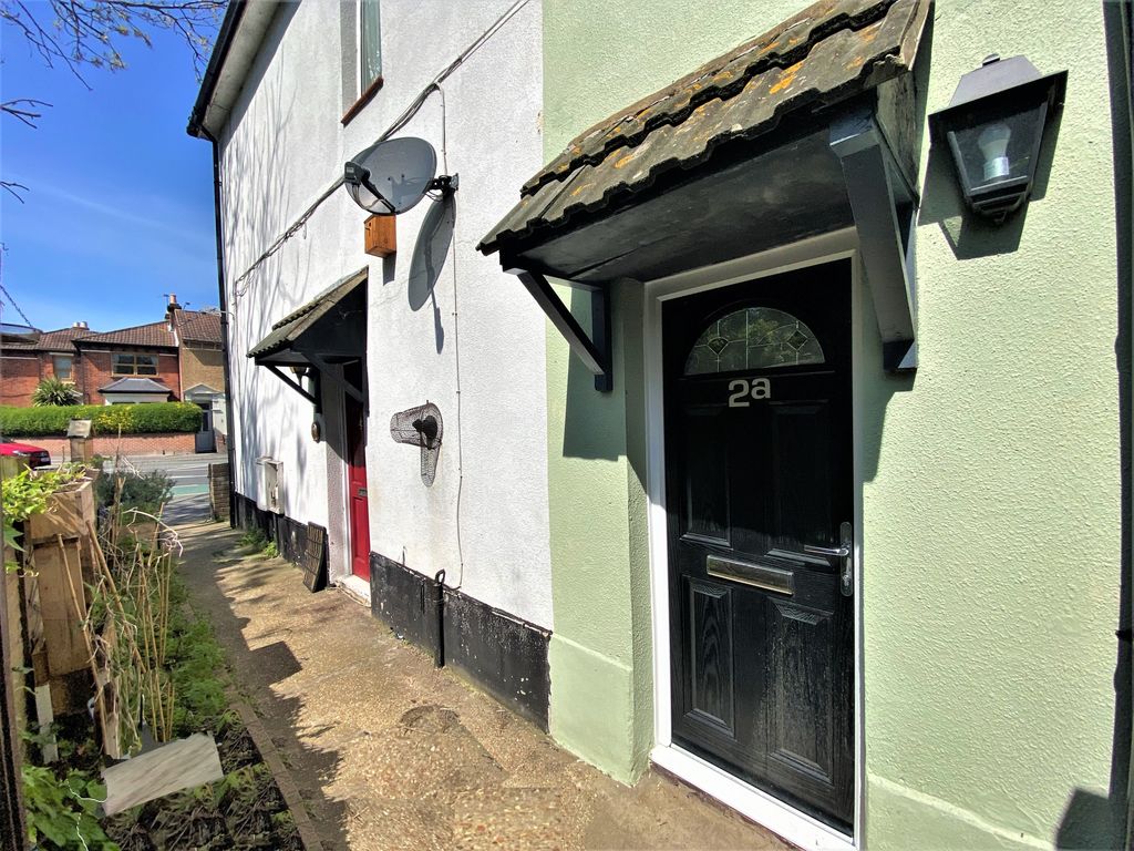 2 bed end terrace house for sale in Copnor Road, Portsmouth PO3 - Zoopla