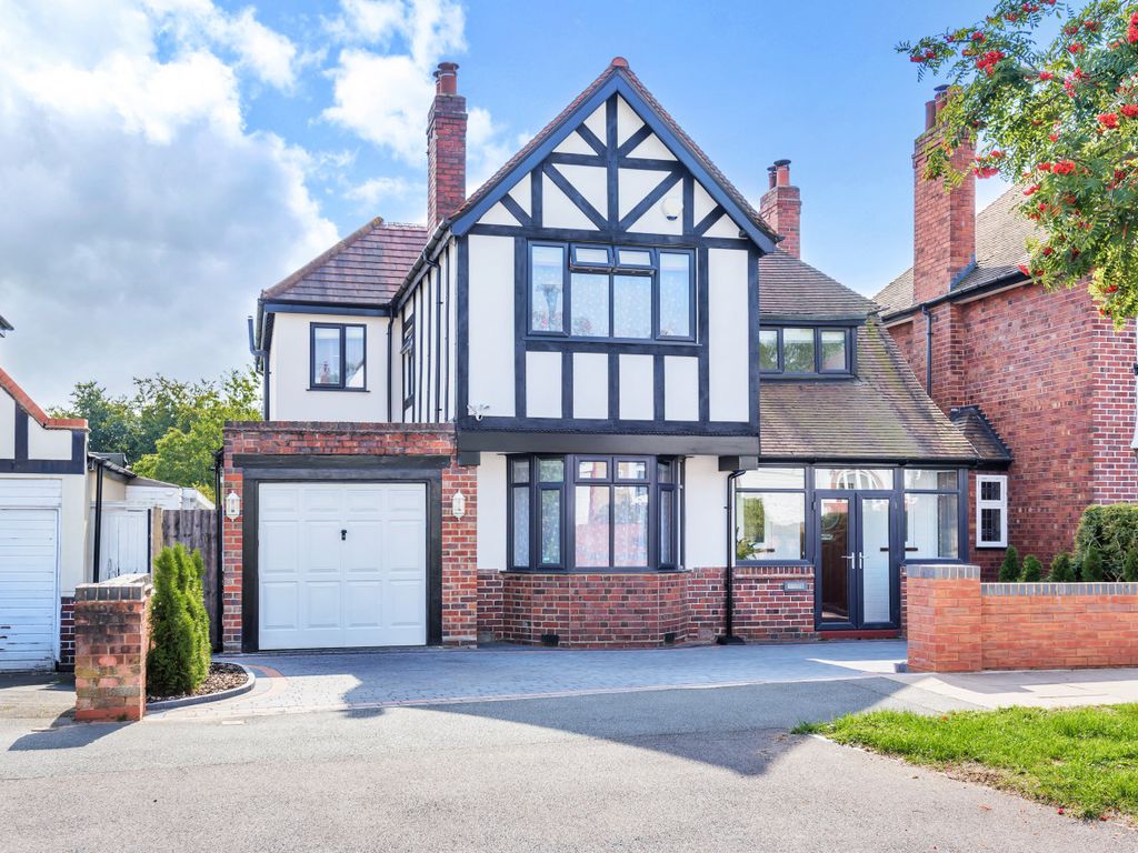 4 bed detached house for sale in Knightlow Road, Harborne, Birmingham ...
