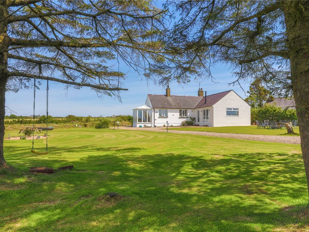 3 bed bungalow for sale in Llangwnadl, Gwynedd LL53 - Zoopla